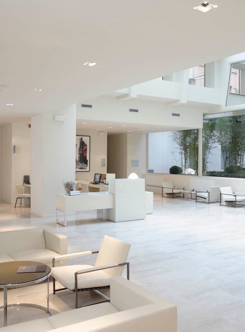 Solutions for efficient spaces - Horeca International